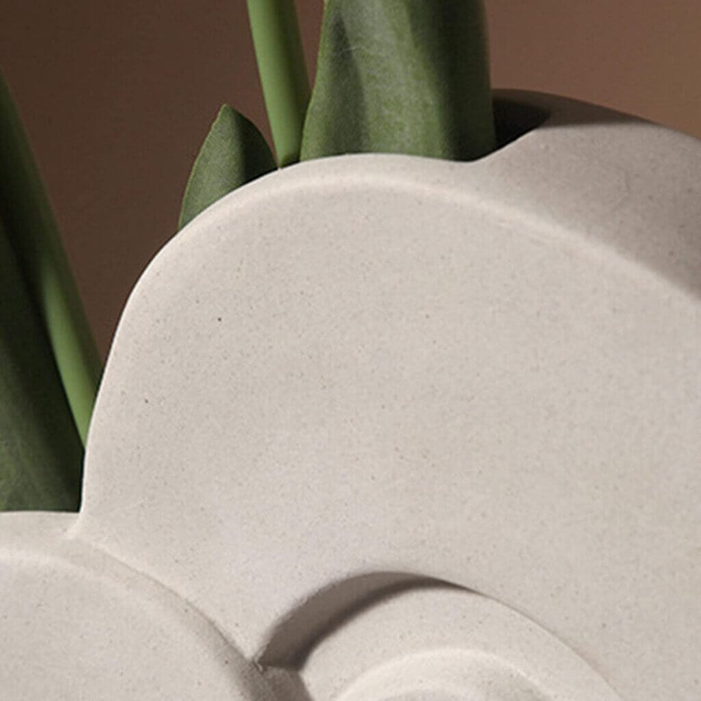 Abstract Human Face Ceramic Vase – Housewifery