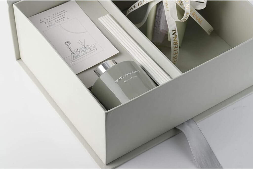 Rose Aromatherapy Bouquet Gift Box – Housewifery