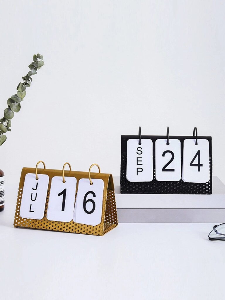 Metal Table Calendar – Housewifery